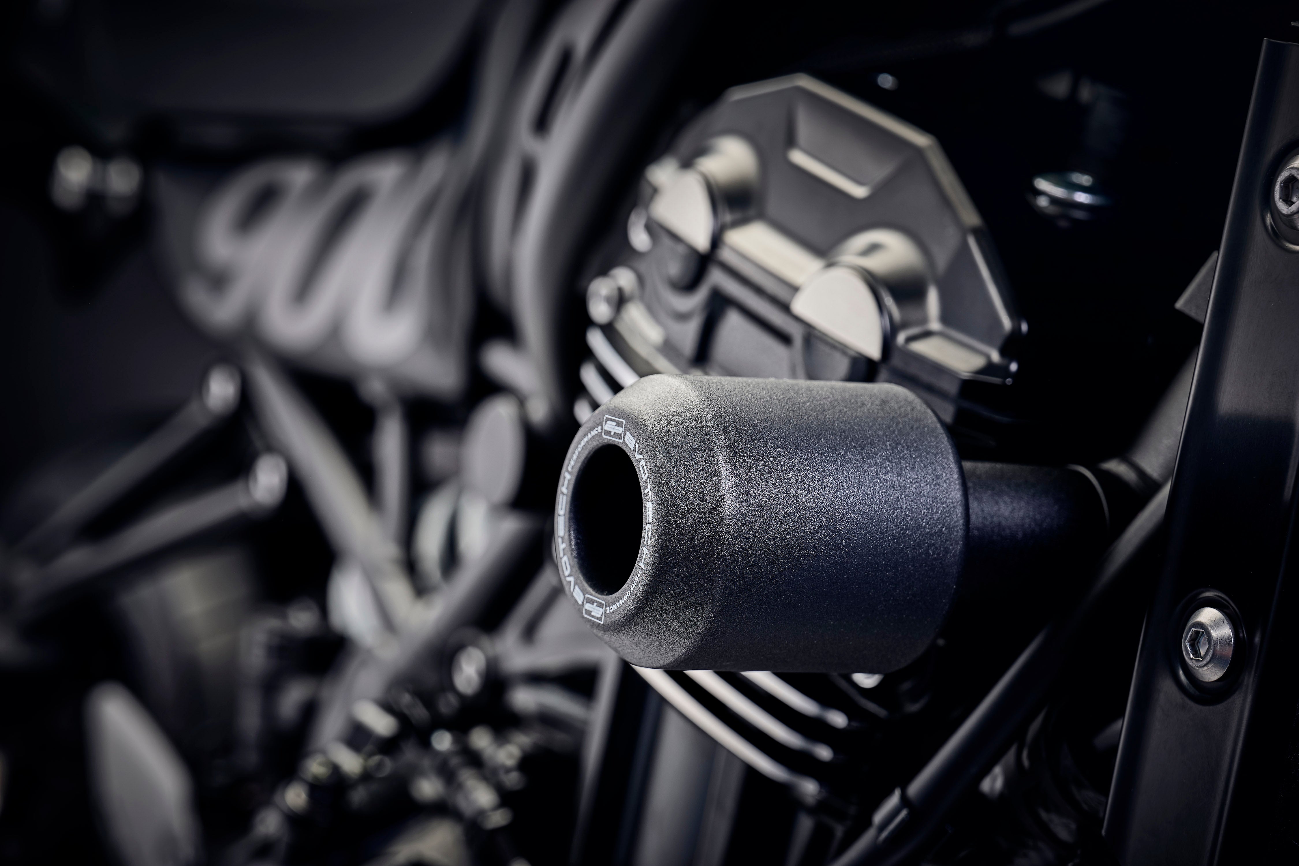 Evotech Crash Protection Frame Sliders Kawasaki Z900RS | Deus Parts